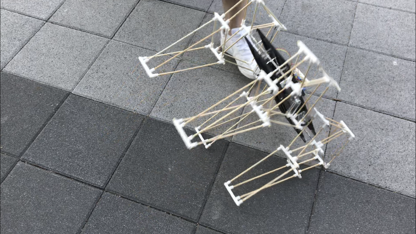 2019.06.05(pm): Test the modified strandbeest model on the ground ...